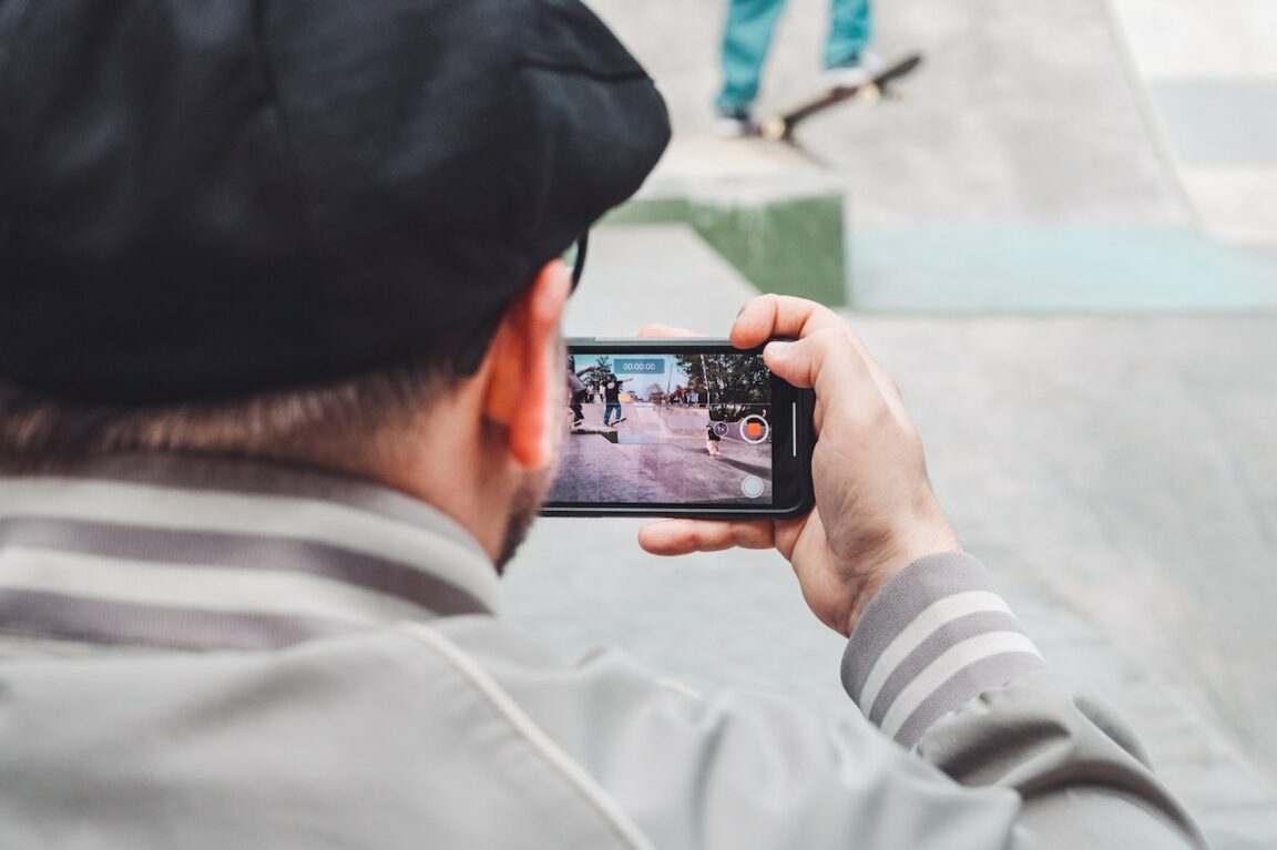 The 8 Best Video Recording Apps for iPhone | Mobile Marketing Reads